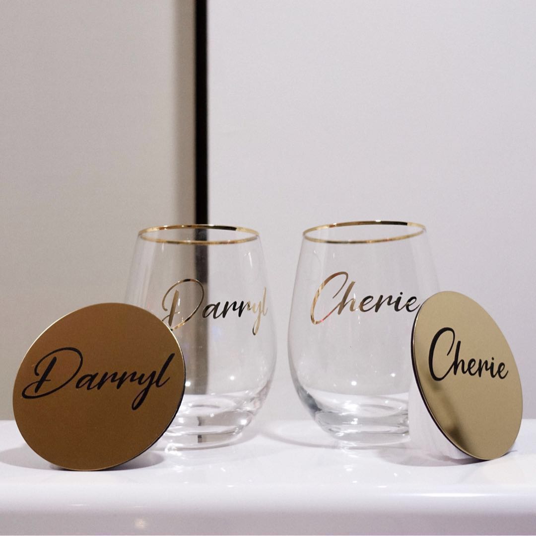 Personalised couple drinking glasses (gold rimmed), Furniture & Home ...