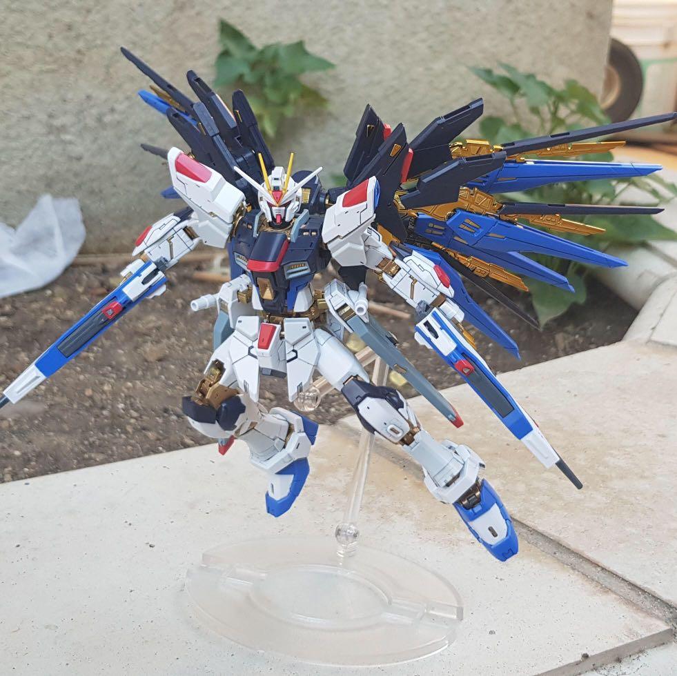 #14 RG Strike Freedom Model Kit (1/144 Scale) Bandai GunPla, Hobbies ...
