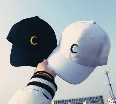 Crescent Moon Hat(Black & White), Women's Fashion, Watches ...