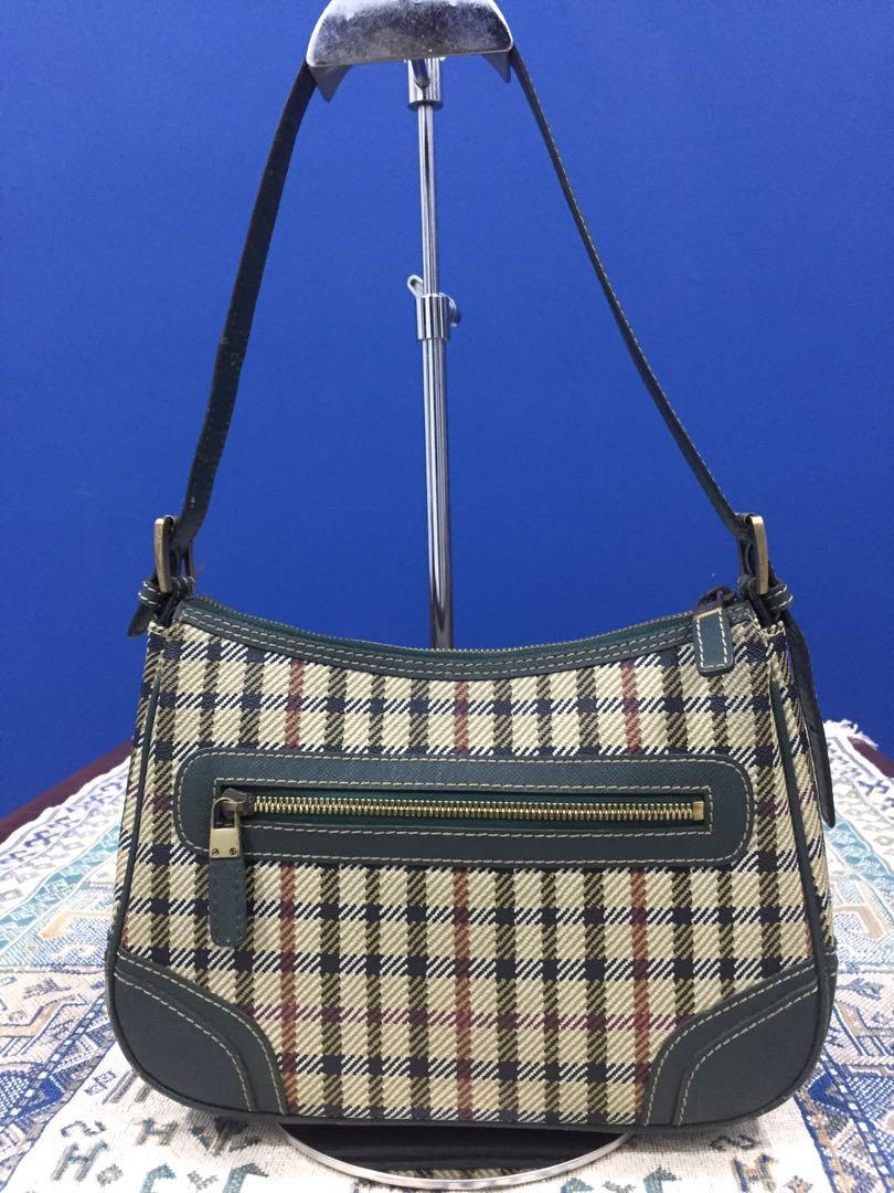 Daks Nova Check Handbag, Women's Fashion, Bags & Wallets, Shoulder Bags ...