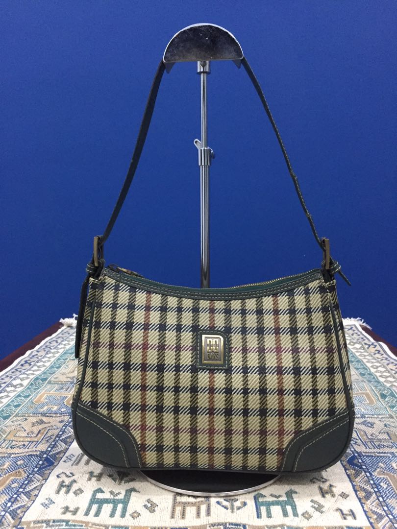 Daks Nova Check Handbag, Women's Fashion, Bags & Wallets, Shoulder Bags ...