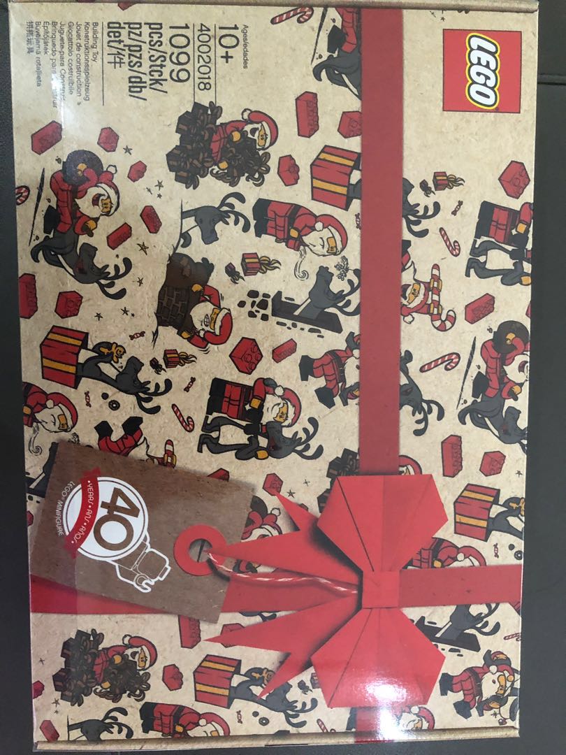 Lego - staff Christmas set, Hobbies & Toys, Toys & Games on Carousell