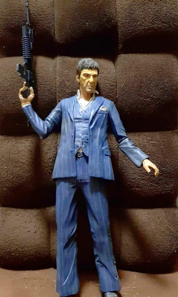 NECA Scarface Tony Montana Action Figure, Hobbies & Toys, Toys & Games ...