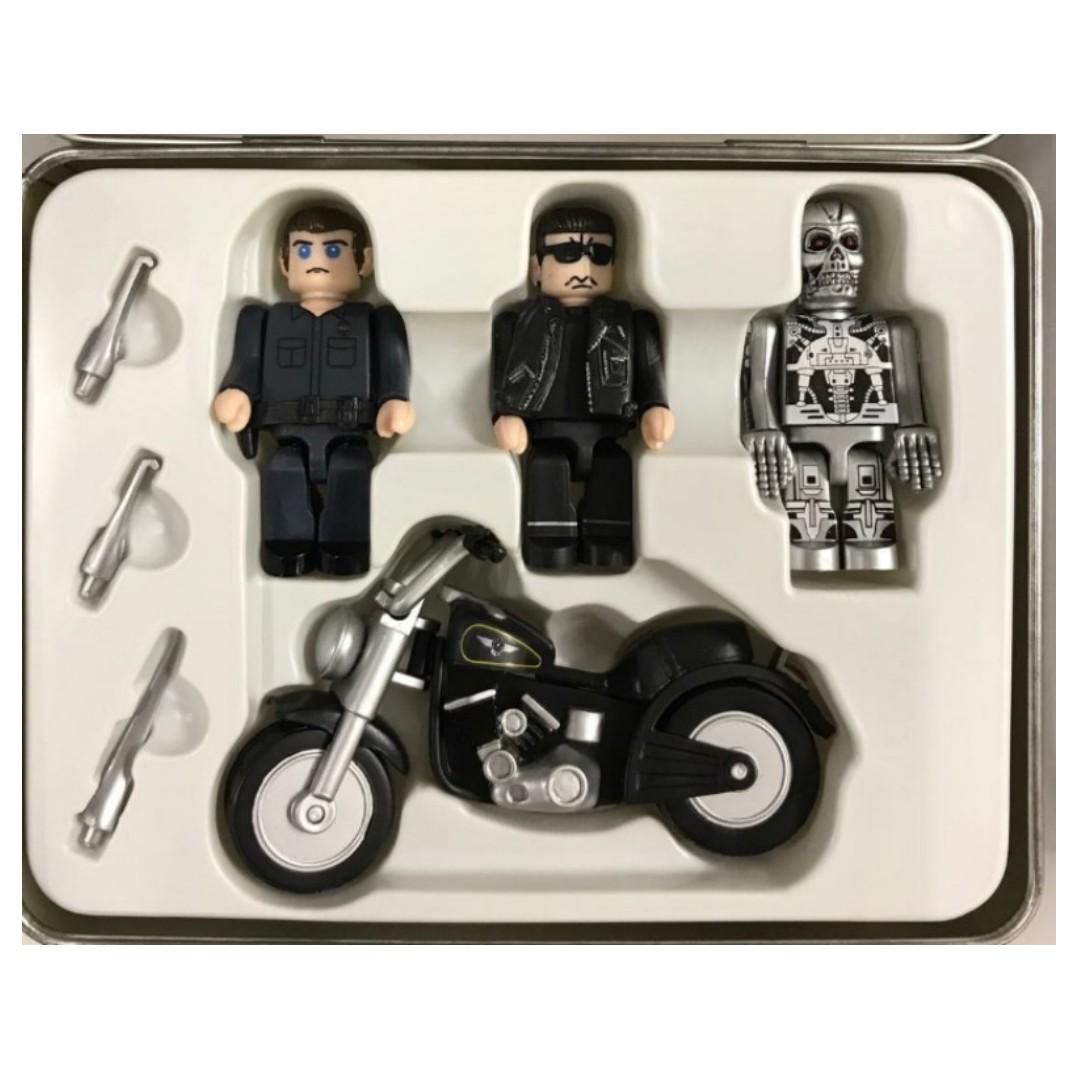 絕版 medicom T2 Terminator 2 Kubrick Cube Figures wth Bike 積木公仔, 興趣及遊戲 ...