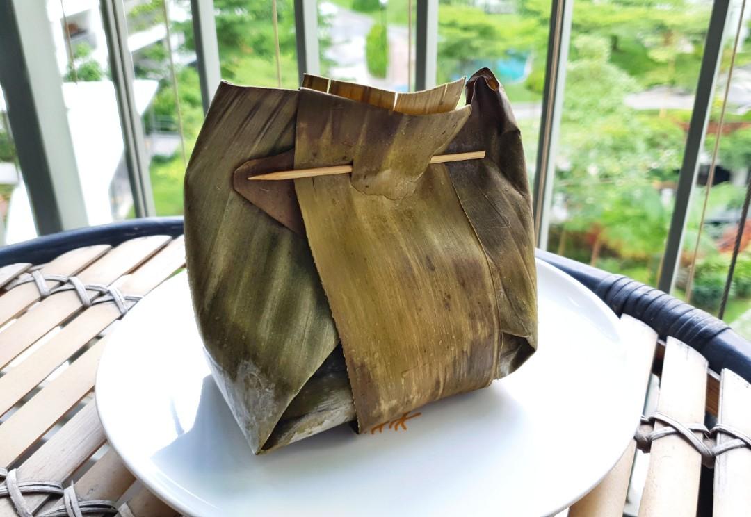 Botok botok Ikan Tenggiri / Spiced Steamed Fish Parcel (Spanish ...