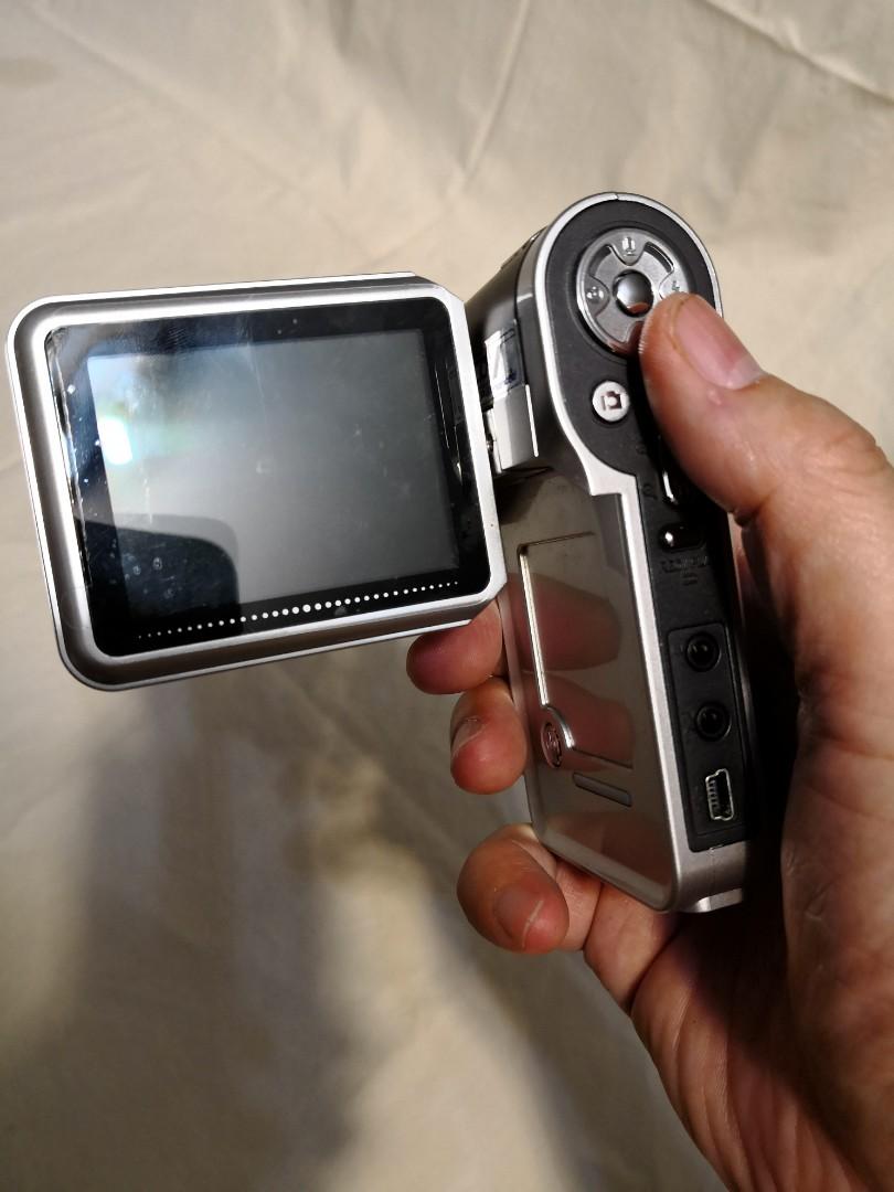 Digilife Video Camcorder DDV-1000, Photography, Video Cameras on Carousell