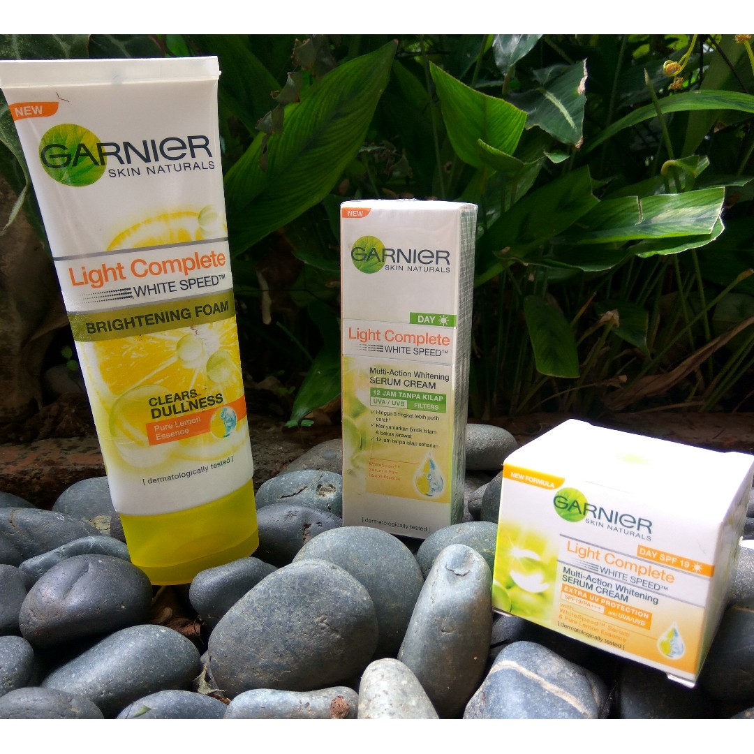 Garnier Light Completed Set, Kesehatan & Kecantikan, Kulit, Sabun ...