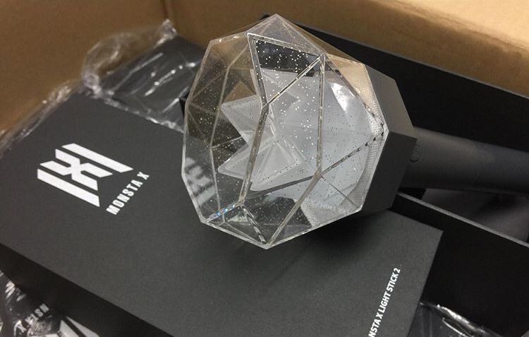 [Preorder] MONSTA X Official Light Stick Ver.2, Hobbies & Toys ...