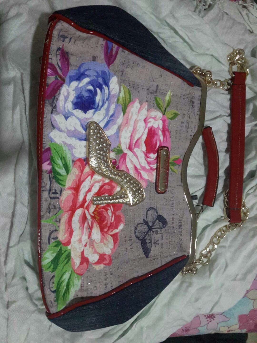 Tas Bunga Vintage Trendy, Fesyen Wanita, Tas & Dompet di Carousell