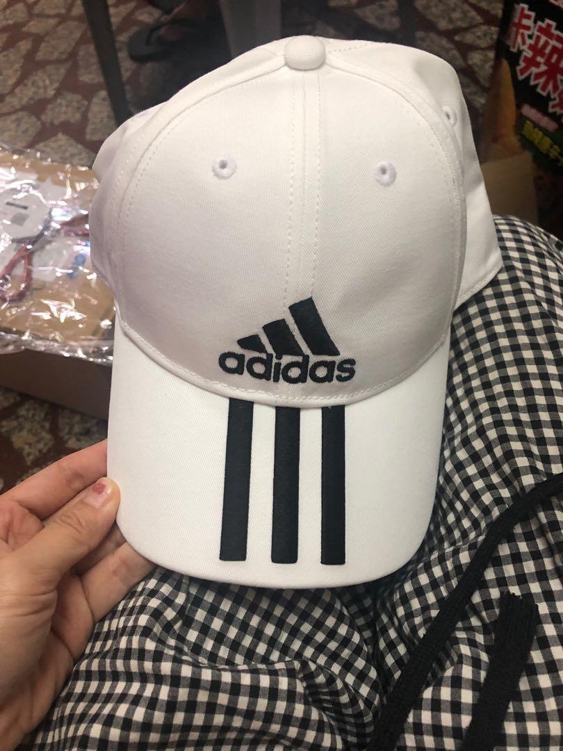 ADIDAS 愛迪達 老帽 帽子 三條 男女款 遮陽 鴨舌帽 白 DU0197, 她的時尚, 手錶及配件, 帽子在旋轉拍賣