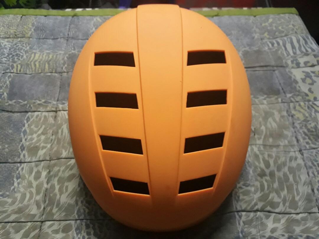 AIDY Helmet (Orange), Motorbikes on Carousell