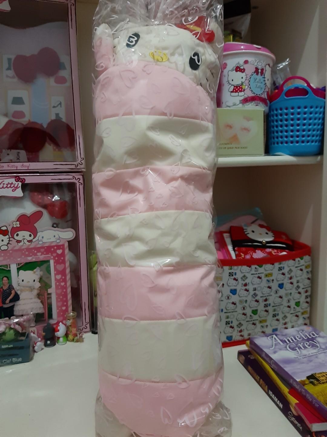 #BAPAU Boneka Guling Hello Kitty, Bayi & Anak, Mainan & Baby Walker di ...
