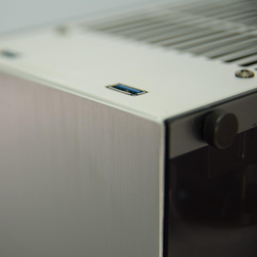 Glacier Small Form Factor (SFF) Powerhouse INTEL Liquid Cooled/Cooling ...