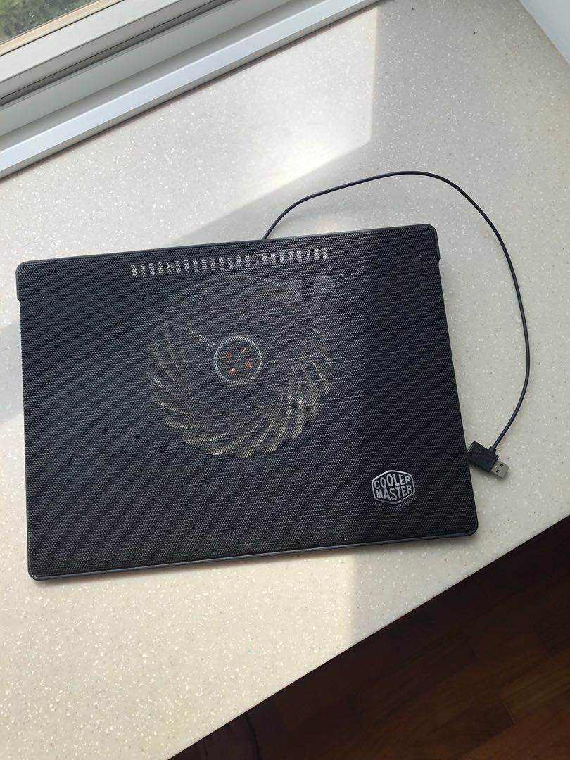 Laptop cooler (cooler master), Computers & Tech, Parts & Accessories ...