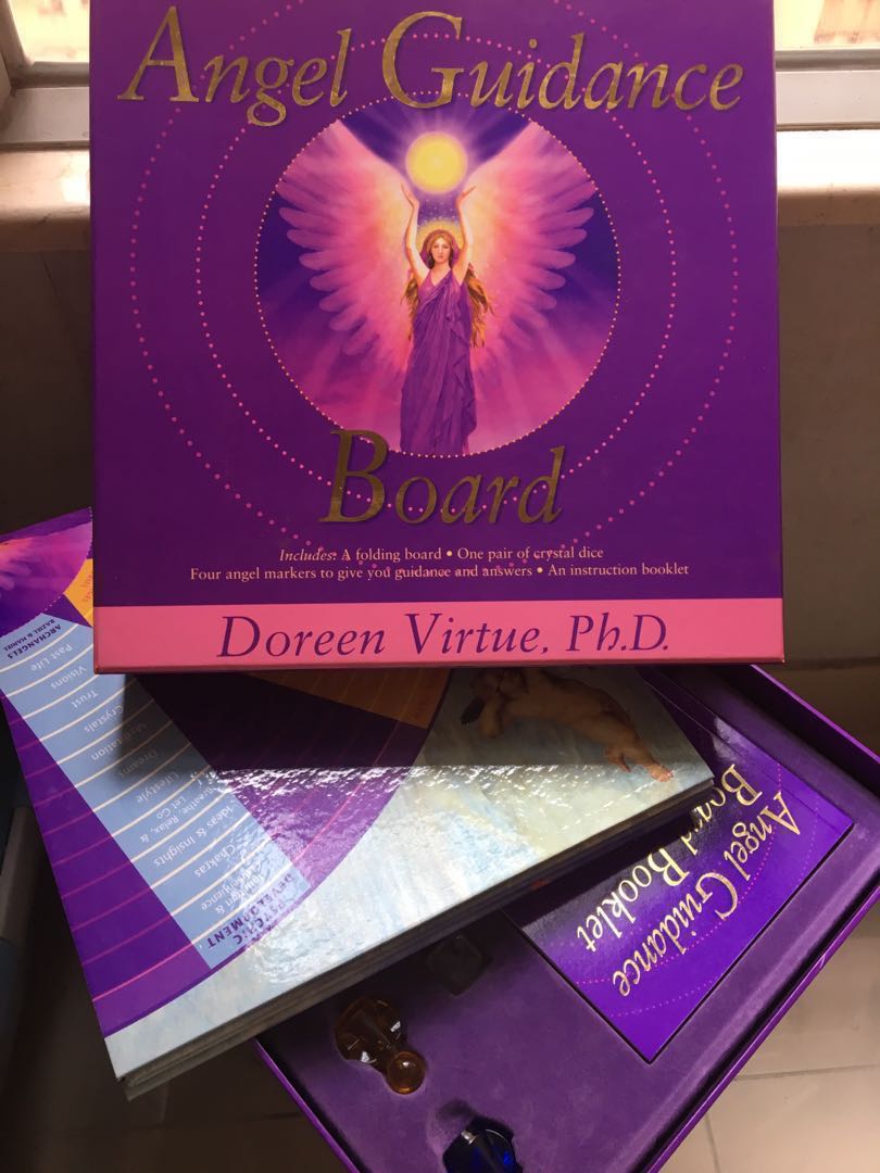 Magical Angel Guidance Oracle Board (Doreen Virtue), 興趣及遊戲, 收藏品及紀念品, 明星 ...
