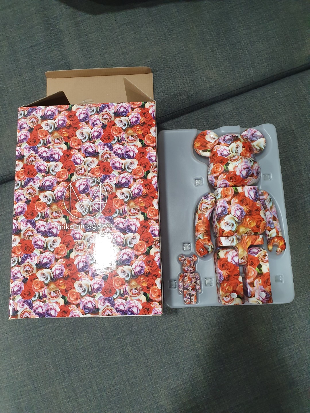 Mika Ninagawa Rose 400% & 100% Bearbrick, Hobbies & Toys, Toys & Games ...