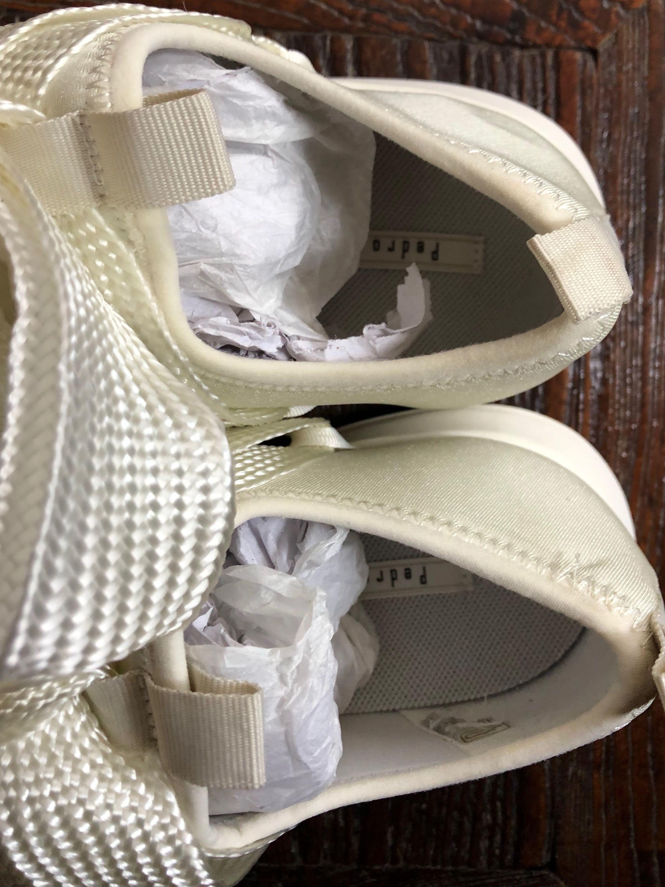 New padro shoes (white), Women's Fashion, Footwear, Sneakers on Carousell