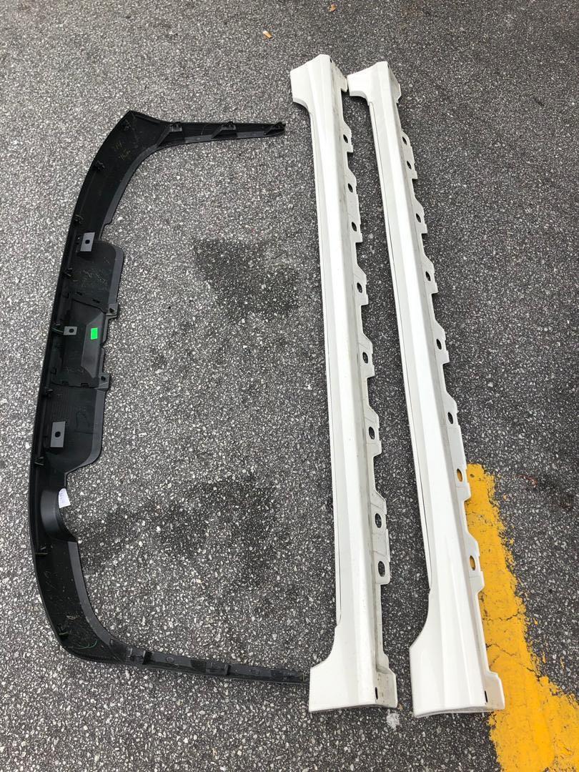 ORIGINAL BEZZA SIDE SKIRT, Auto Accessories on Carousell