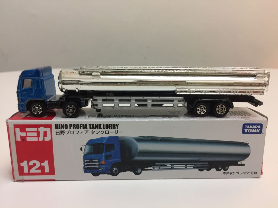 Tomica No.121 Hino Profia Tank lorry truck 油車 長車, 興趣及遊戲, 玩具 & 遊戲類 ...