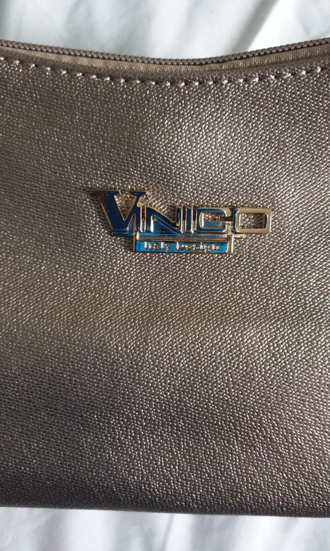 Vinico, Women's Fashion, Bags & Wallets, Cross-body Bags on Carousell