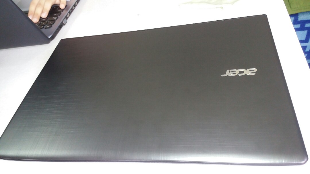 Acer aspire e15 e5-576g i5 8th gen, Computers & Tech, Laptops & Notebooks on Carousell