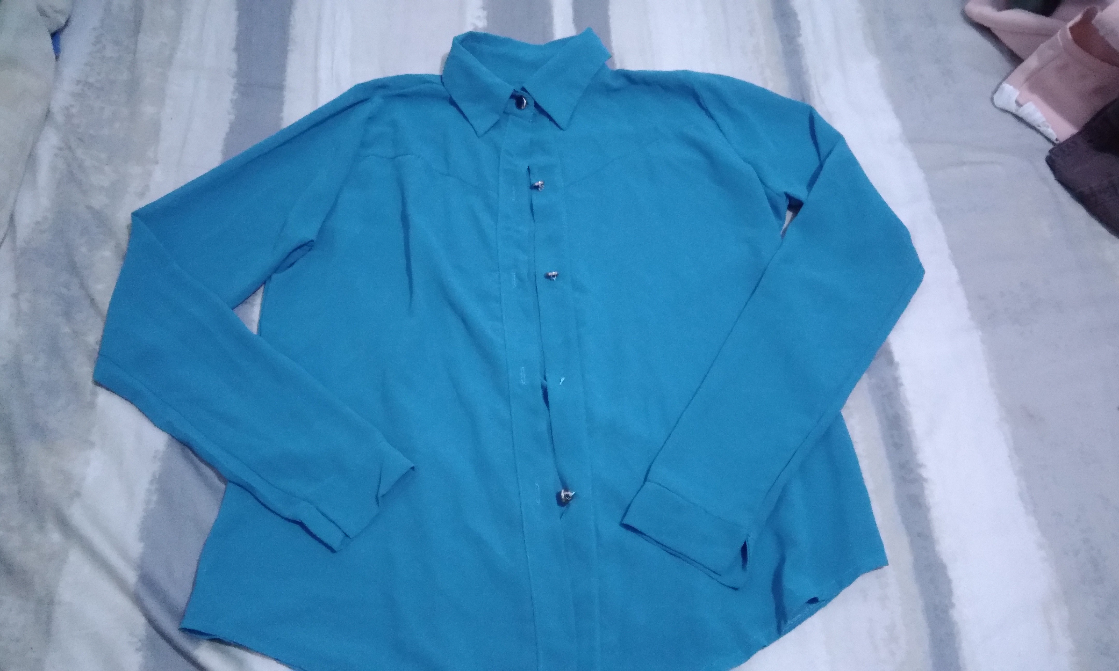 Blue formal top, Women's Fashion, Tops, Sleeveless on Carousell