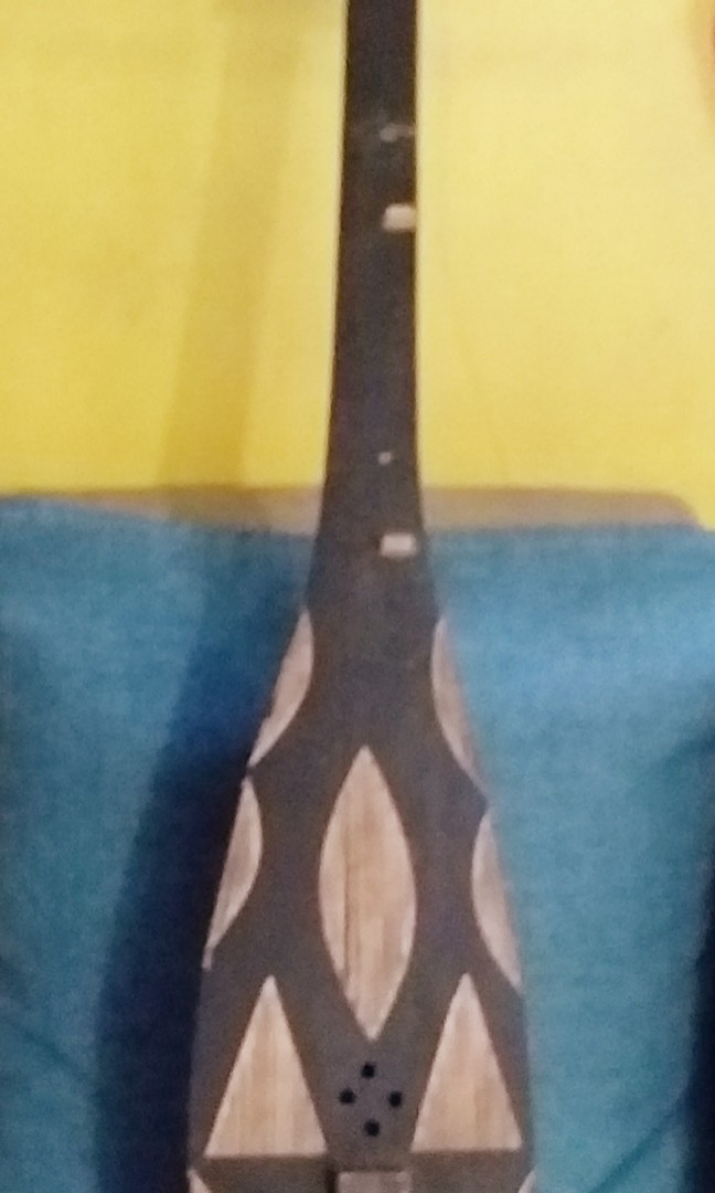 "Hegalong" T'boli tribe traditional guitar, Hobbies & Toys, Stationary ...