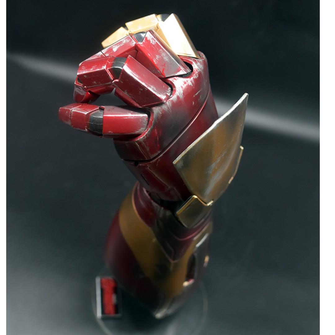 LED Battle Damaged Iron Man 3 Tony Stark MK42 Cosplay Arm XLII armor ...