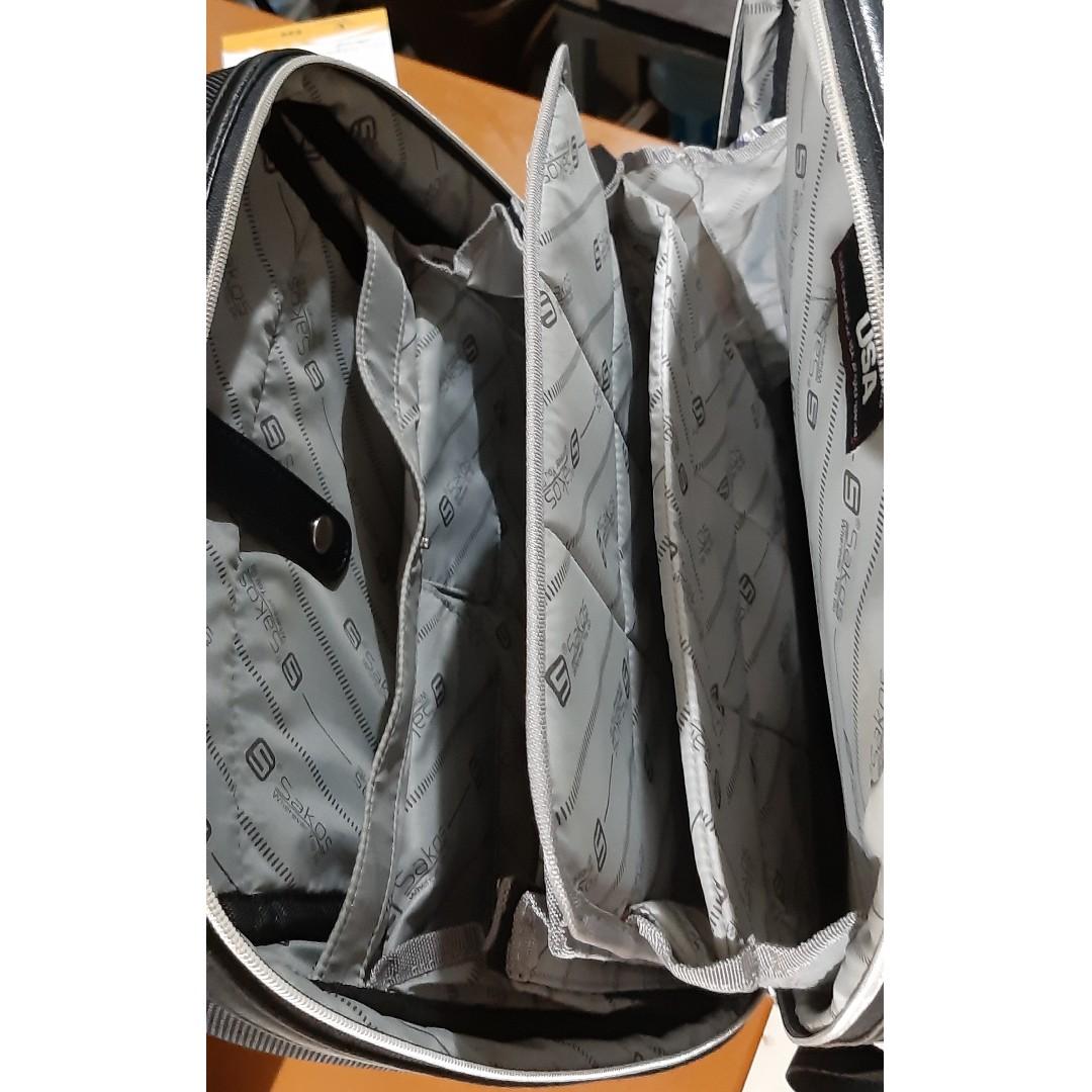 Original Sakos Laptop Bag, Women's Fashion, Bags & Wallets, Cross-body ...