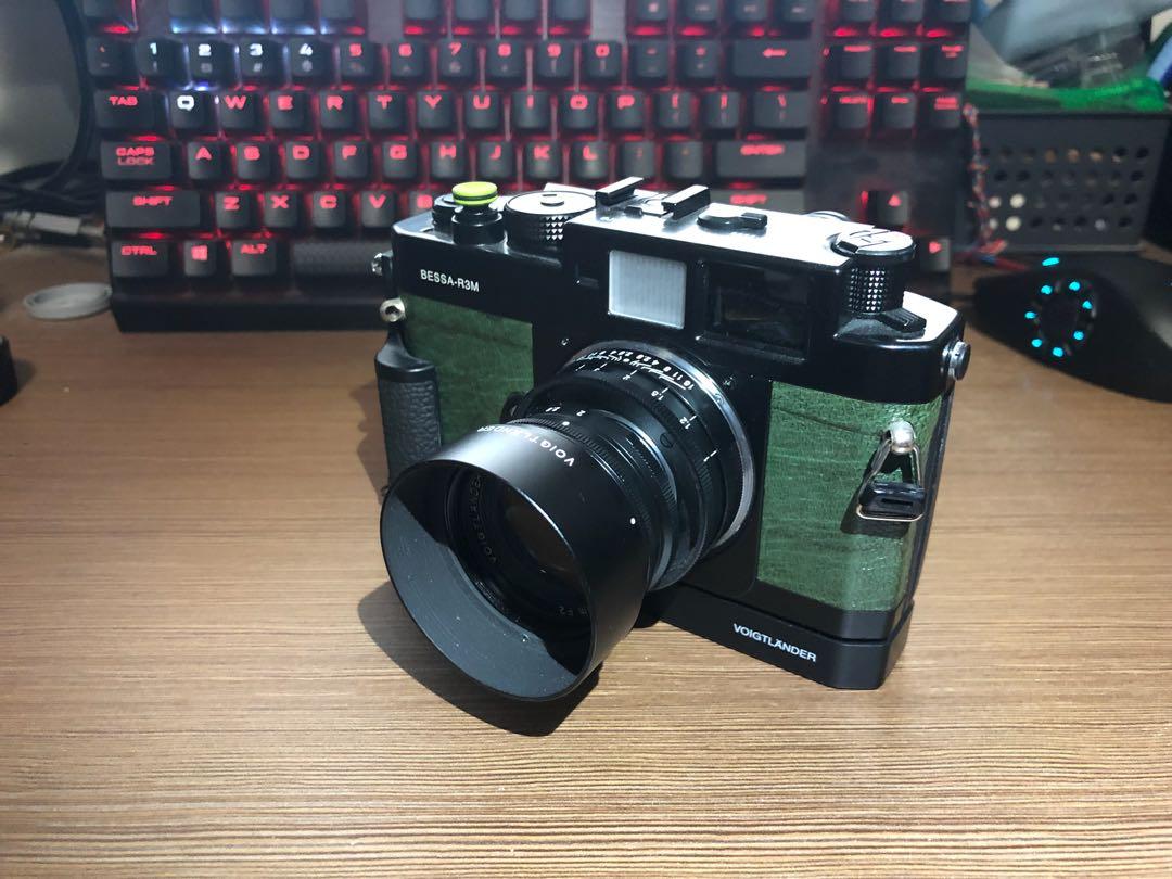 Voigtlander Bessa R3M 250th Jahre + 50mm F2 Heliar (Leica M Mount ...
