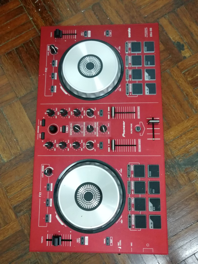 Dj deck, Audio, Portable Music Players on Carousell