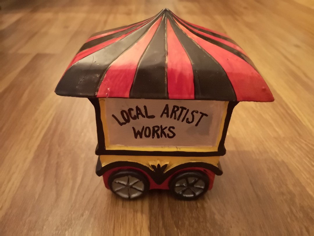 Food Stall Shape money box, Furniture & Home Living, Home Decor ...