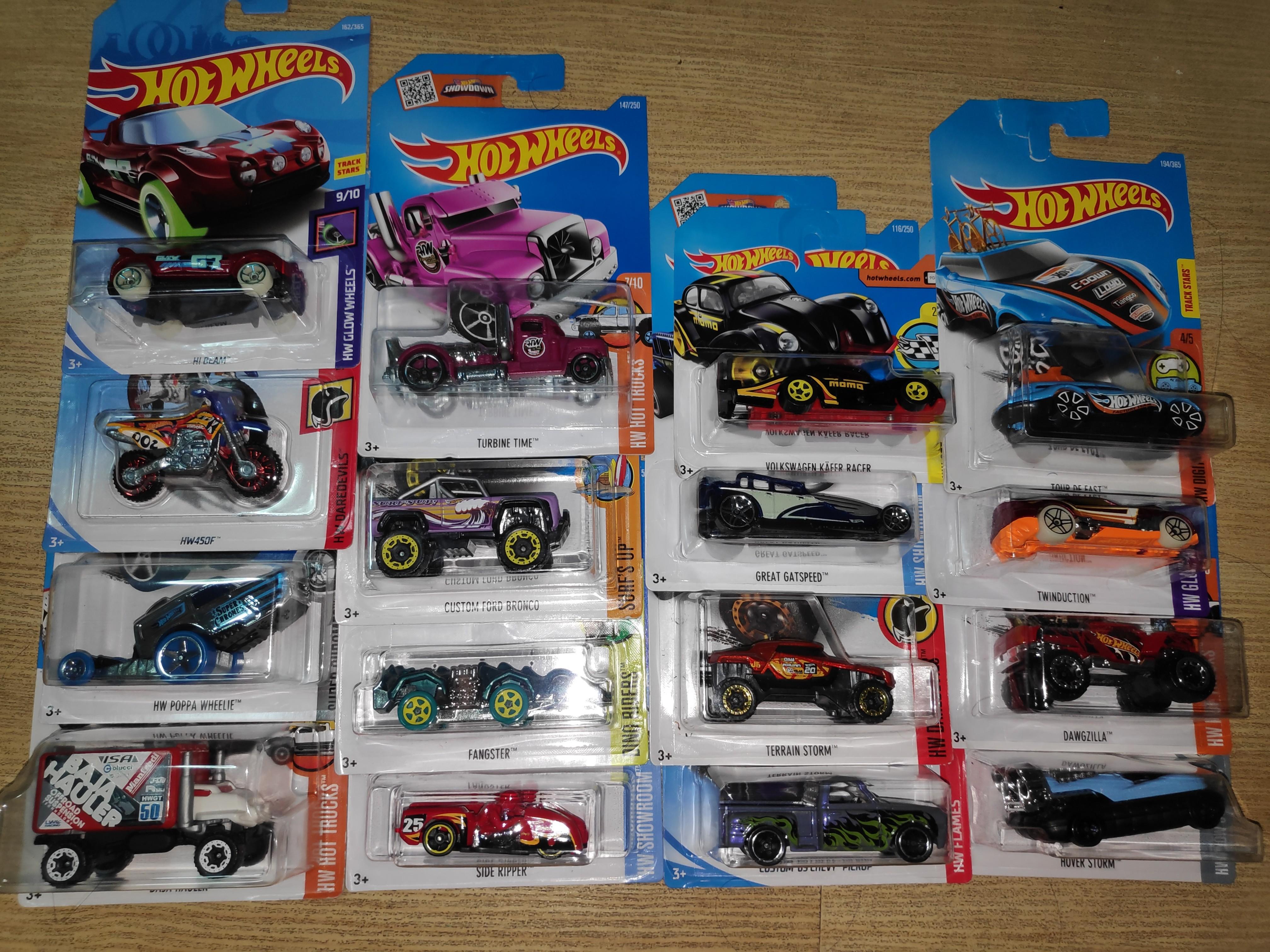 Hot wheels bundle, Hobbies & Toys, Toys & Games on Carousell