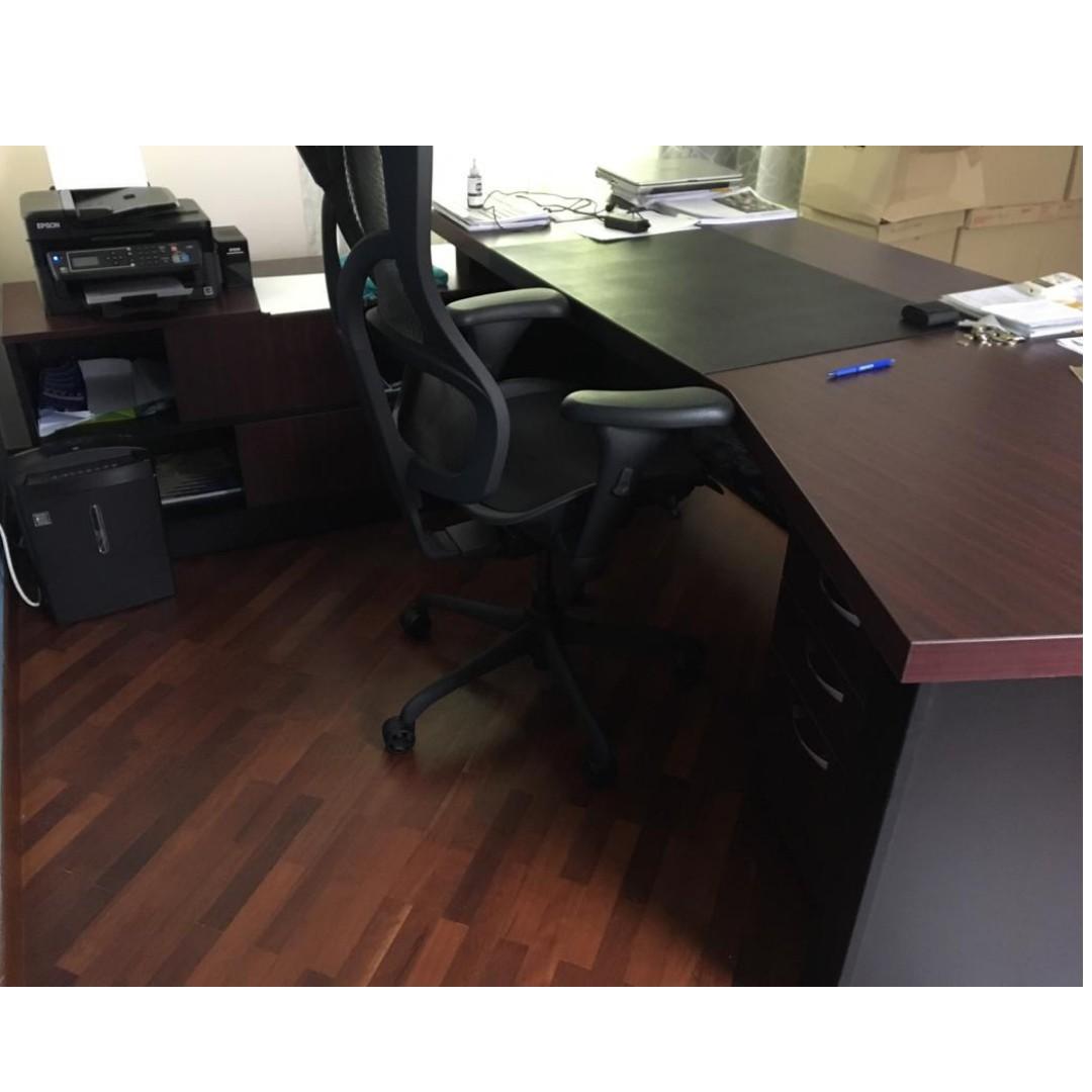 Meja Boss + Cabinet +Pedestal, Furniture & Home Living, Furniture ...