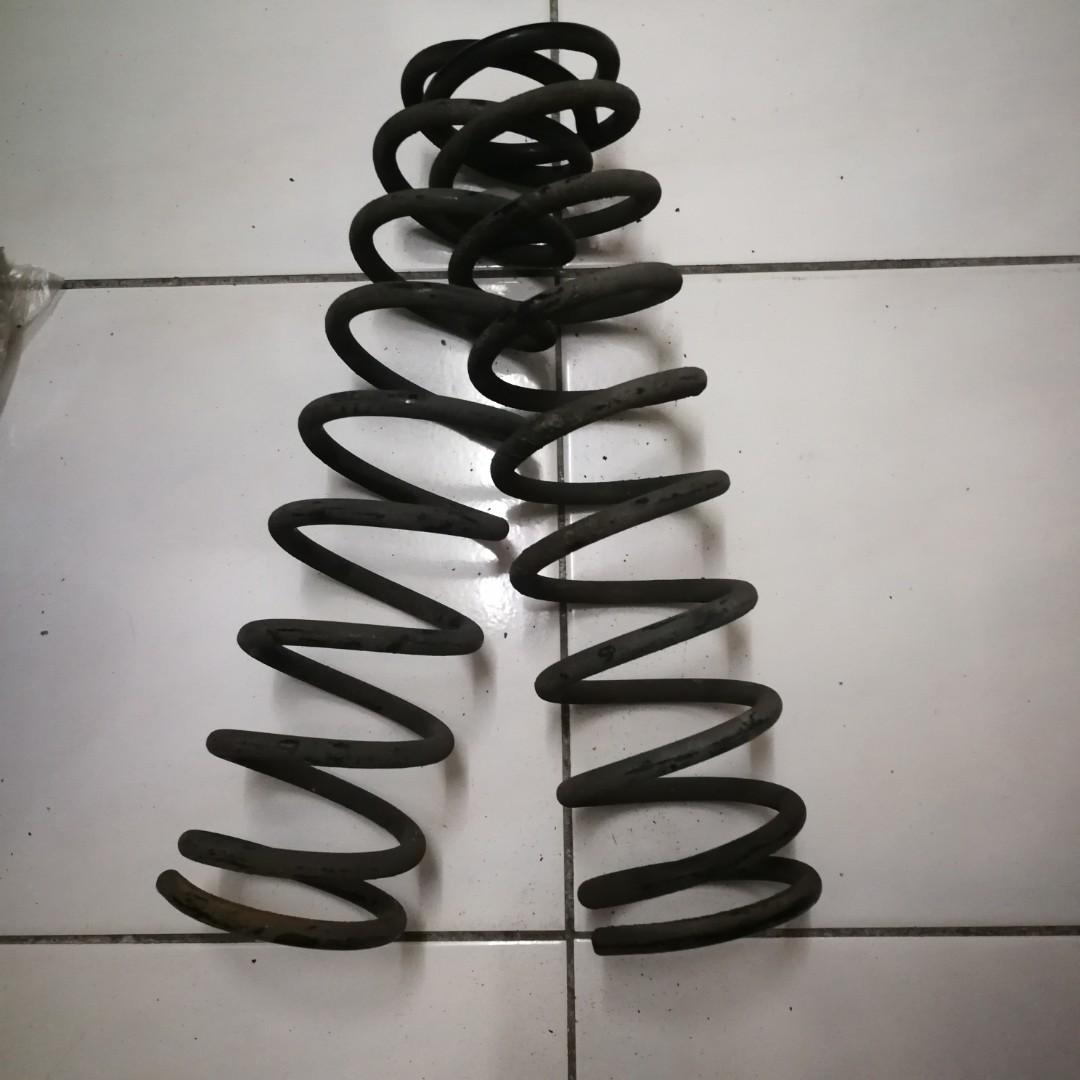 Proton Wira Rear Coil Spring, standard, Auto Accessories on Carousell