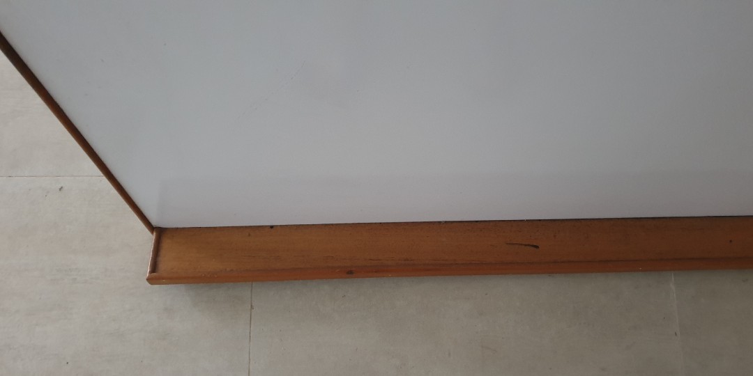 Solid white board 88 x 182cm, Hobbies & Toys, Stationery & Craft, Craft ...