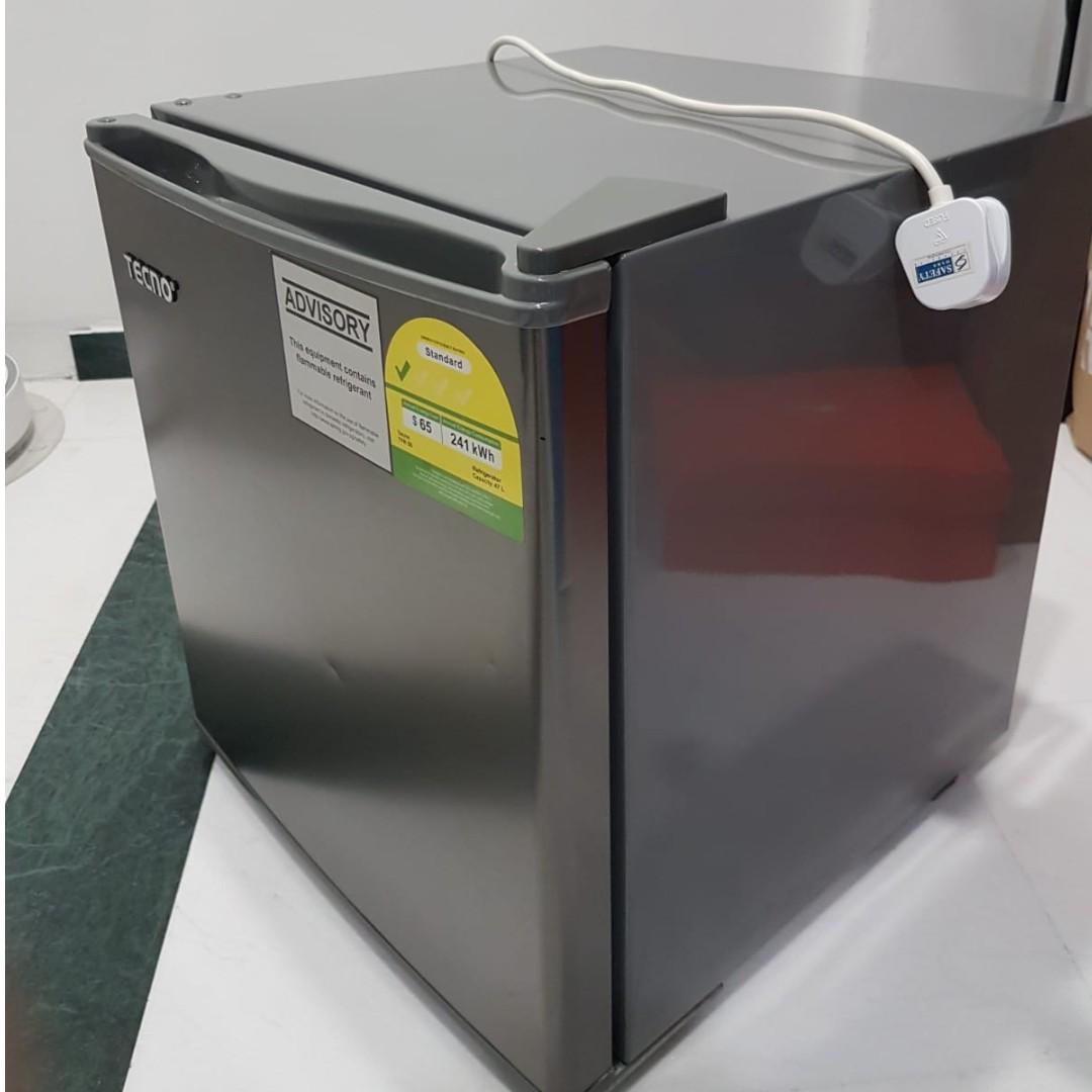 Tecno Portable Fridge 47L, TV & Home Appliances, Kitchen Appliances ...