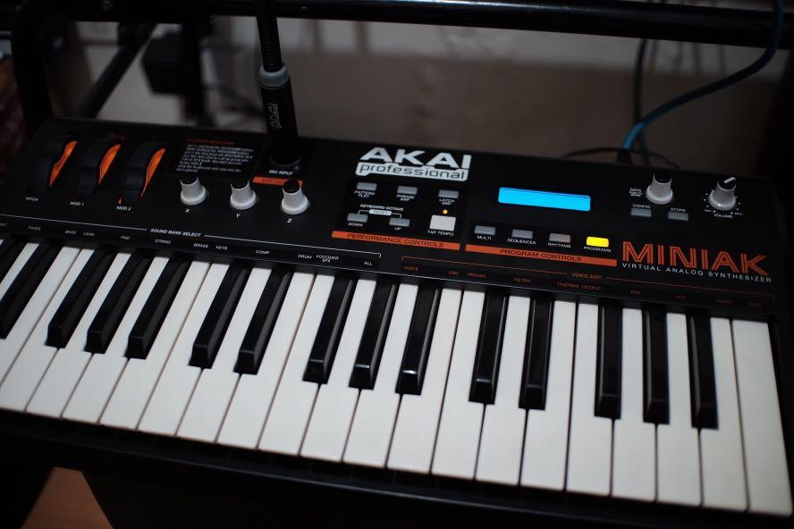 Akai Miniak Virtual Analog Synthesizer, Hobbies & Toys, Music & Media ...