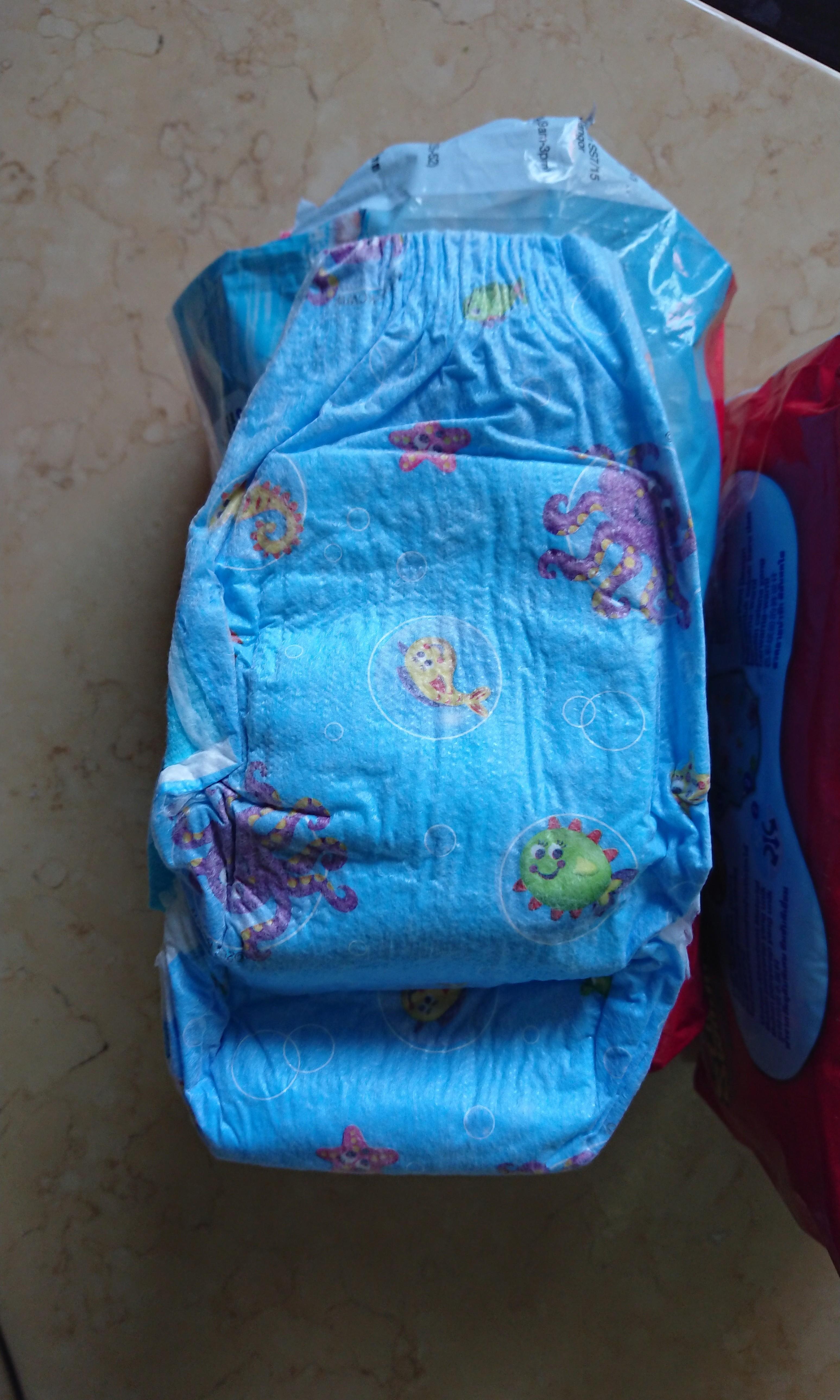 Are Swim Diapers Supposed To Hold Pee at Zane Stirling blog