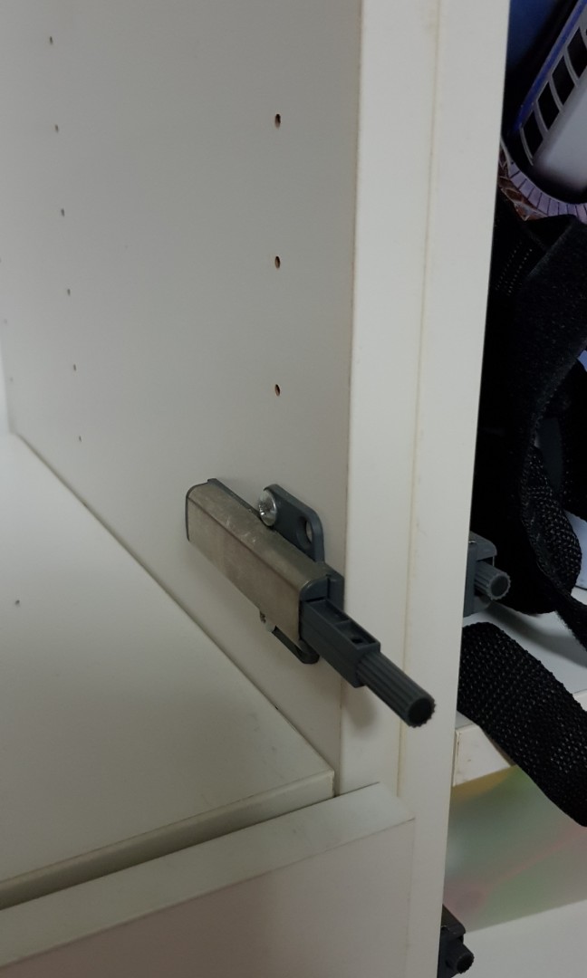 IKEA 6-doors cabinet, tic tac opening system, Furniture & Home Living ...