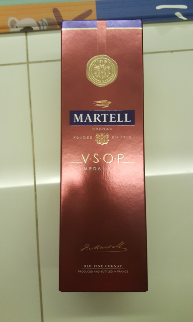 Martell VSOP Medaillon, Food & Drinks, Alcoholic Beverages on Carousell