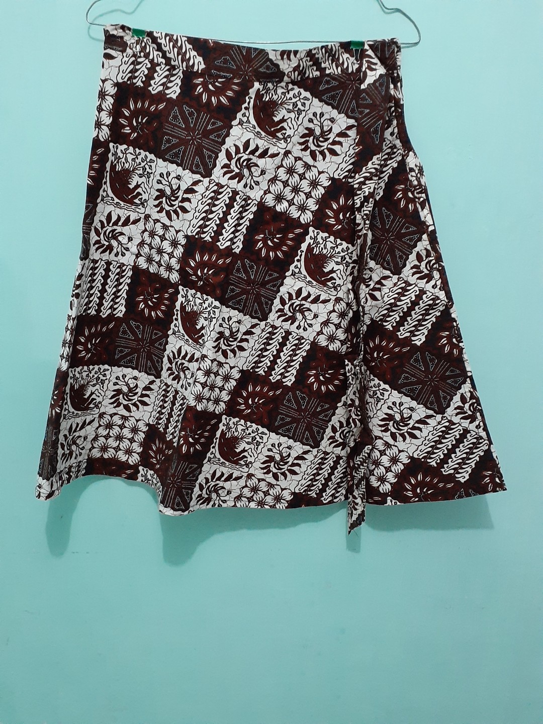#BAPAU Rok Lilit Ikat / Batik Skirt, Fesyen Wanita, Pakaian Wanita ...