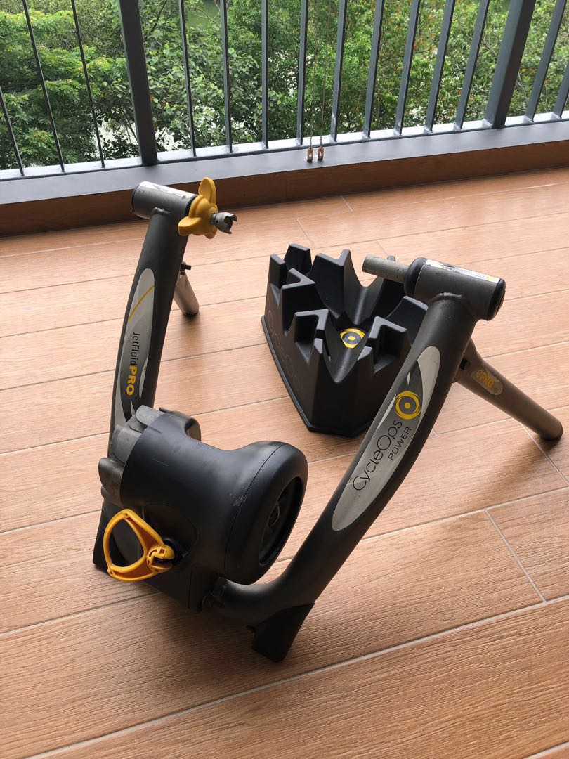 CycleOps Pro Series Bike Trainer, Sports Equipment, Bicycles & Parts ...