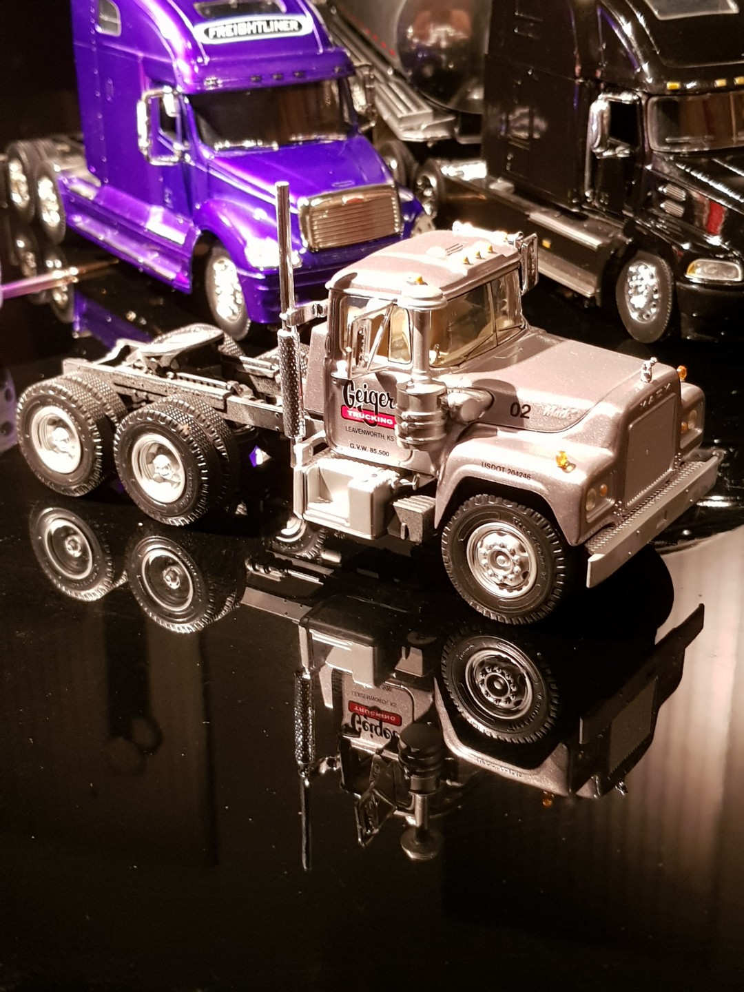 Mack Geiger Trucking R Model, Hobbies & Toys, Toys & Games on Carousell