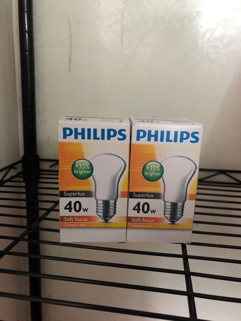 Philips 燈泡40W x 2, 電腦＆科技, 電腦周邊及配件, 電子屏幕 - Carousell