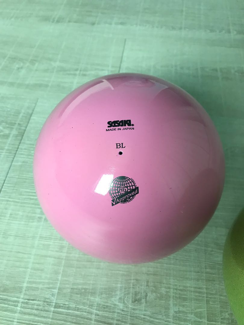 Rhythmic gymnastics Sasaki Ball (used) 18.5cm, Sports Equipment, Sports ...