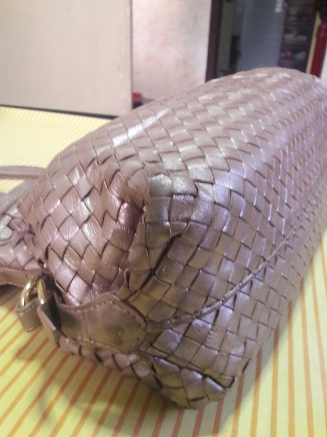 Topkapi Vacchetta Made In Japan Genuine Leather Woven Gold Bag, Women's Fashion, Bags & Wallets ...