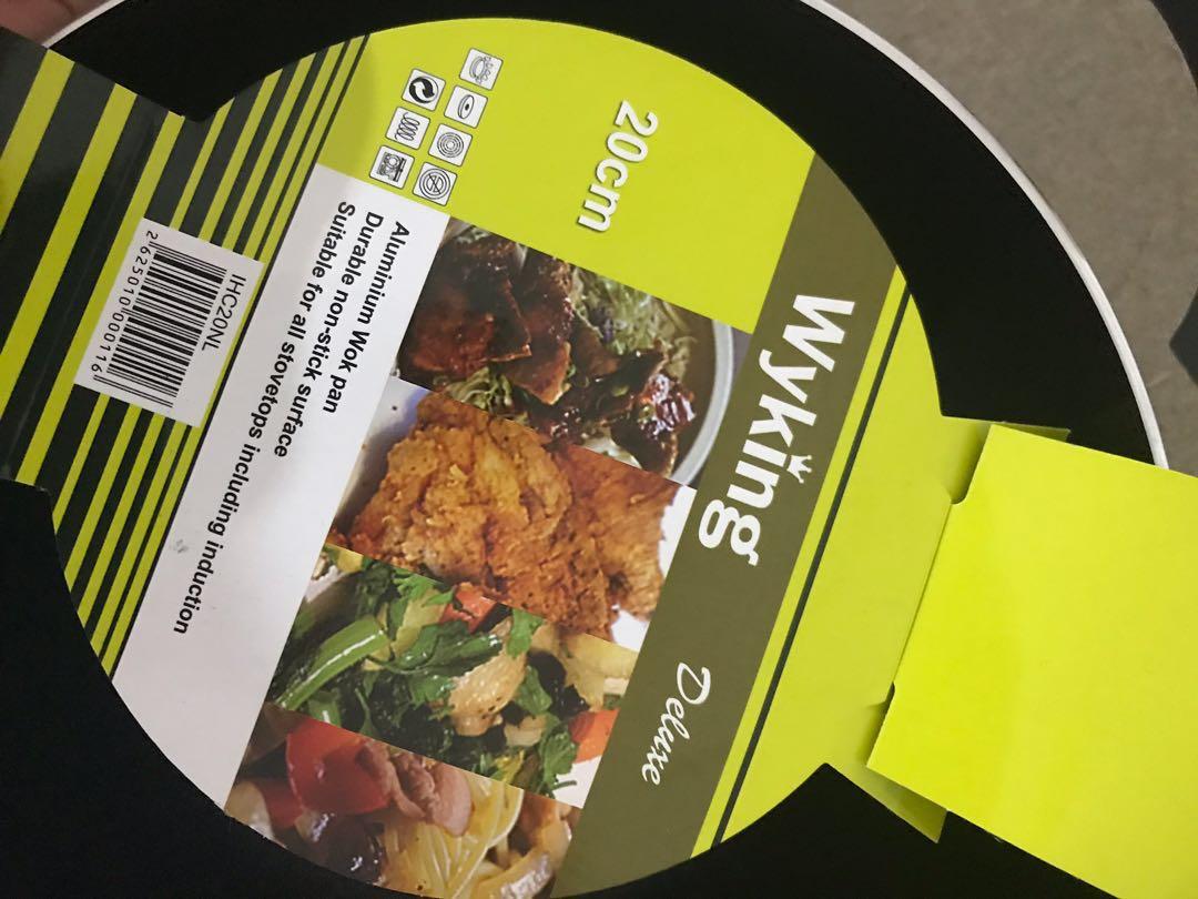 Wyking Aluminium Wok Pan, Furniture & Home Living, Kitchenware ...