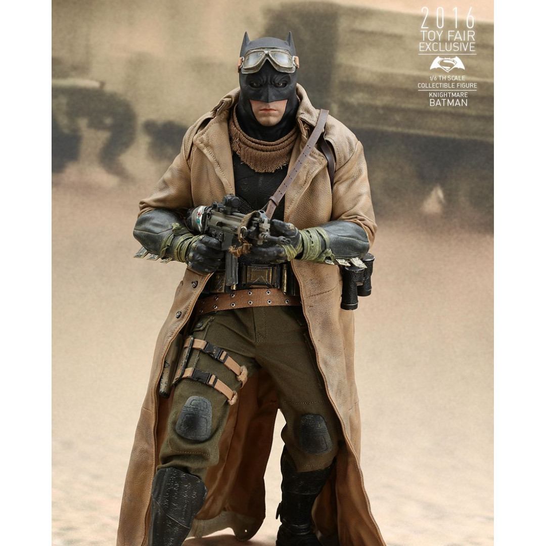 Hot Toys BvS Knightmare Batman MMS372, Hobbies & Toys, Toys & Games on ...