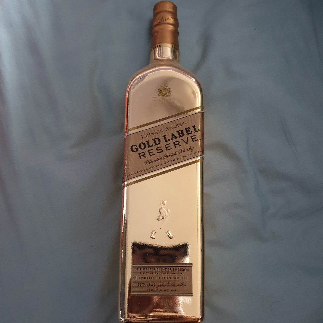 Johnnie Walker Gold label limited edition 1 litre, Food & Drinks ...